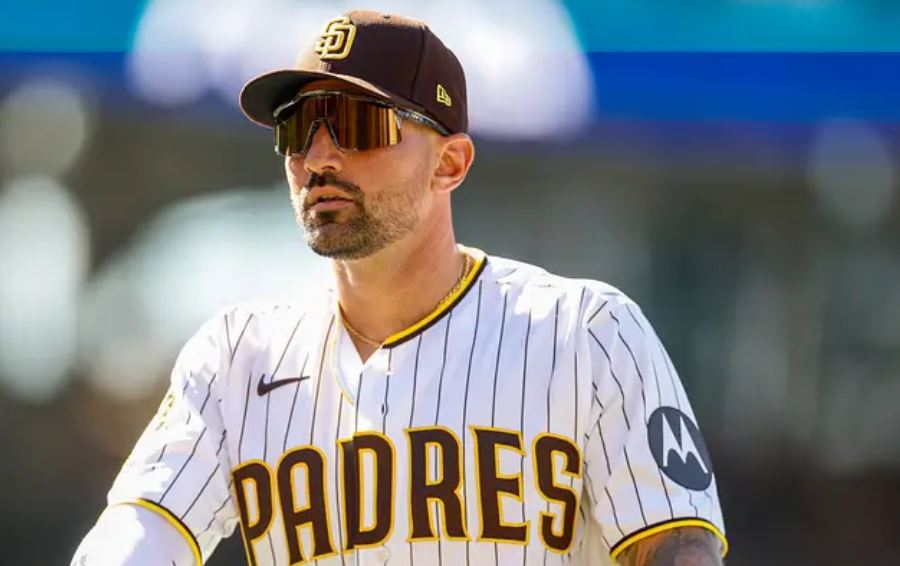 BOMBSHELL: Padres Drop Major Nick Castellanos Update Before Nationals ...
